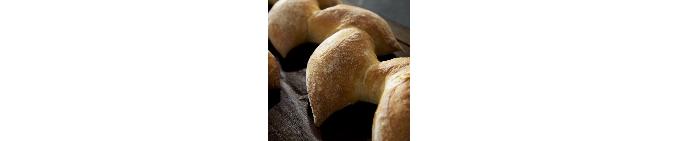 How to Score Bread: Patterns and Tips | KitchenAid