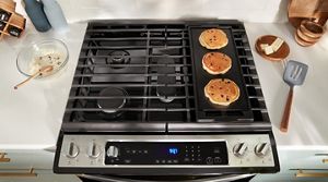 The Best Gas & Electric Ranges for You in 2023 | Whirlpool