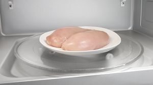 how to cook chicken in the microwave